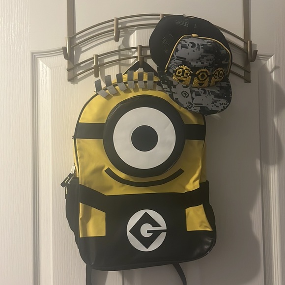 Universal | Accessories | Despicable Me Minions Backpack 6 Plus Minions ...